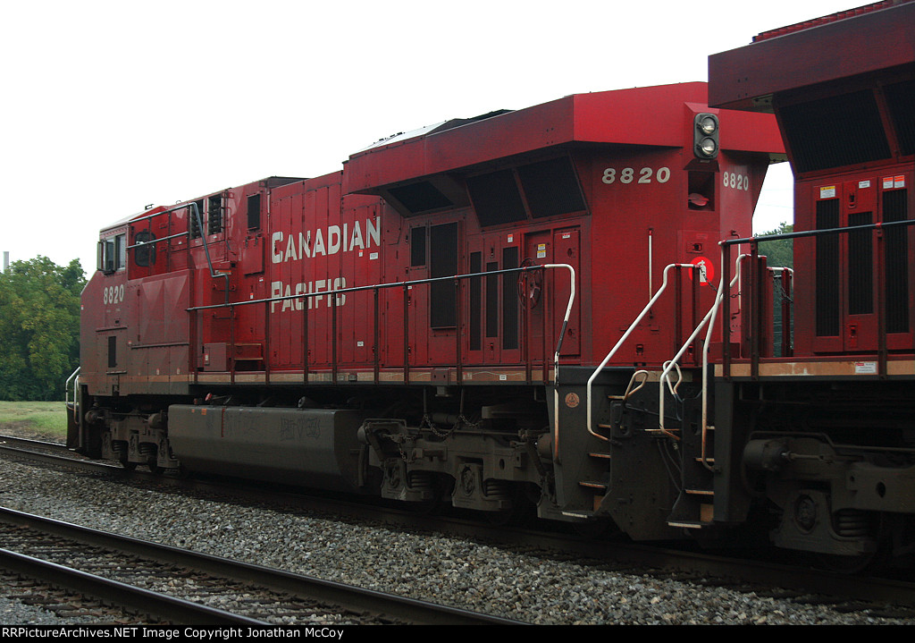 CP 8820